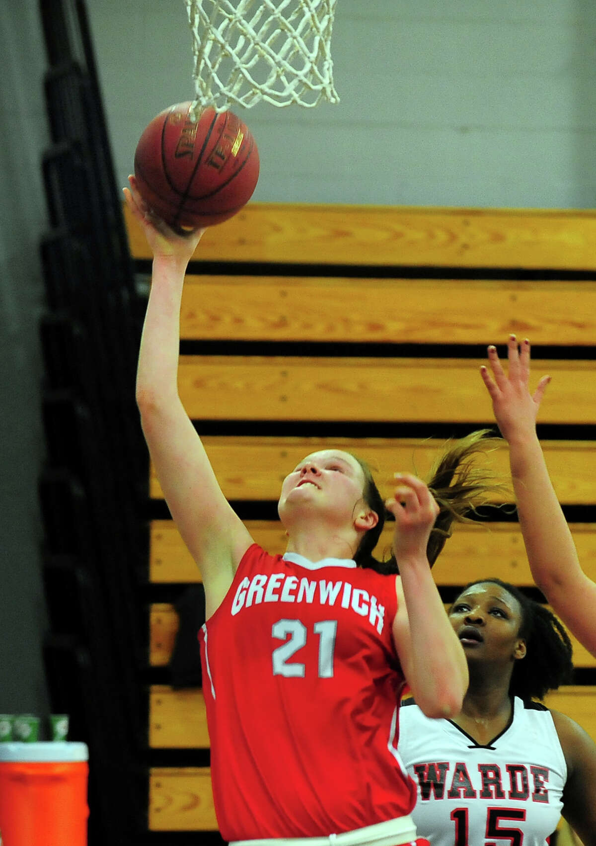 Greenwich stuns Warde in final seconds to reach FCIAC championship