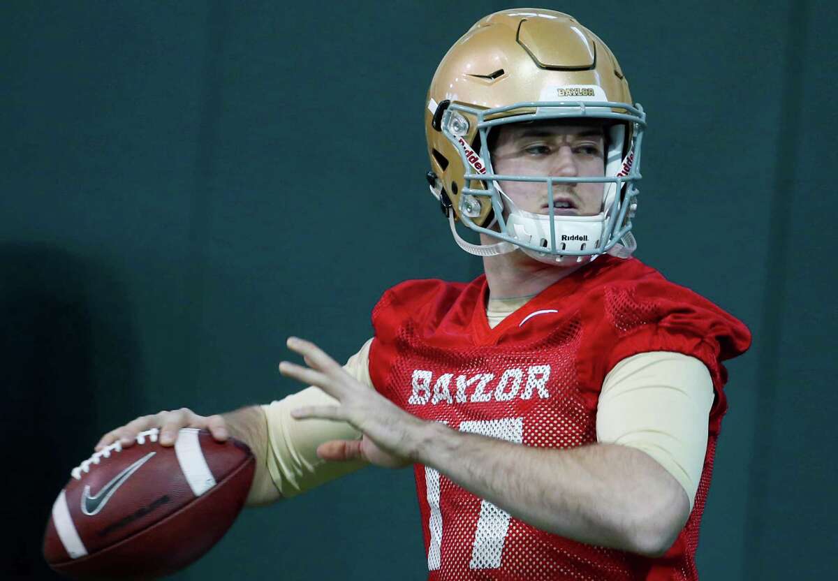 Russell’s freakish athletic talents give him best shot at starting QB job