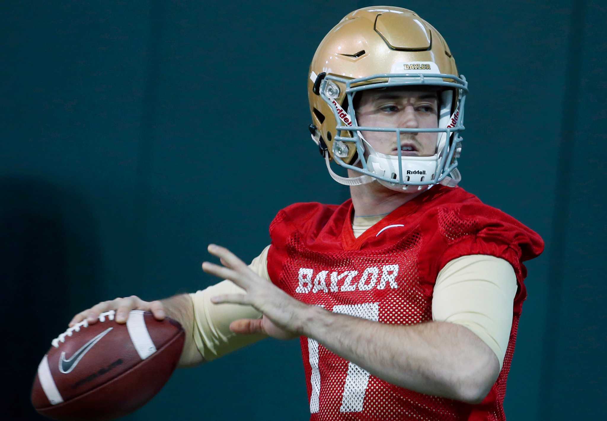 Russell’s freakish athletic talents give him best shot at starting QB job