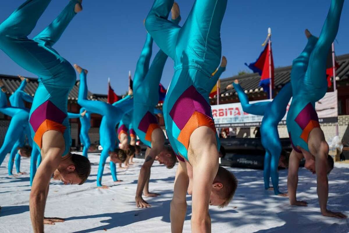 Family friendly: Cirque and Danish acrobats