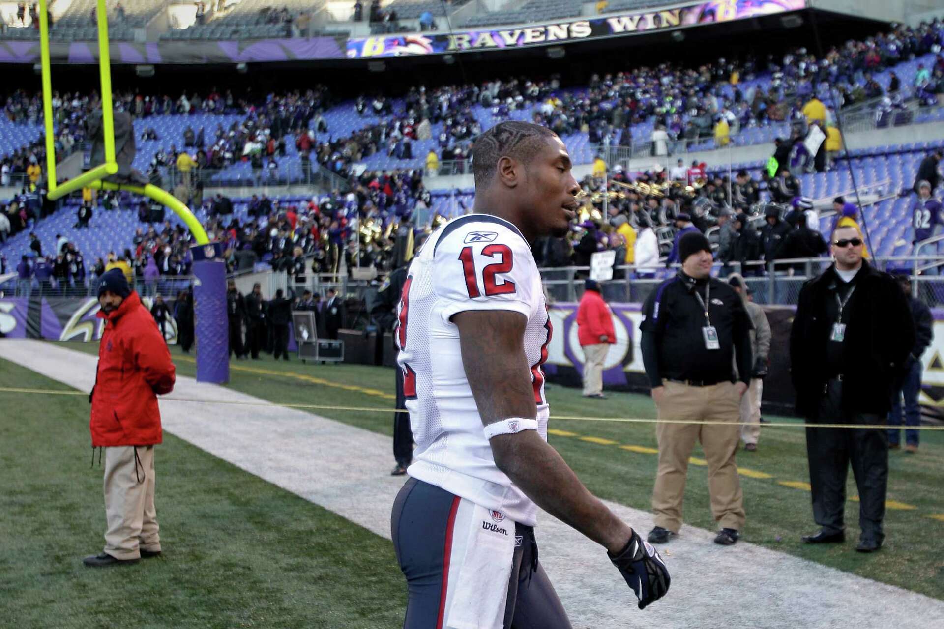Jacoby Jones, former NFL star and Beaumont Renegades coach, dead at 40
