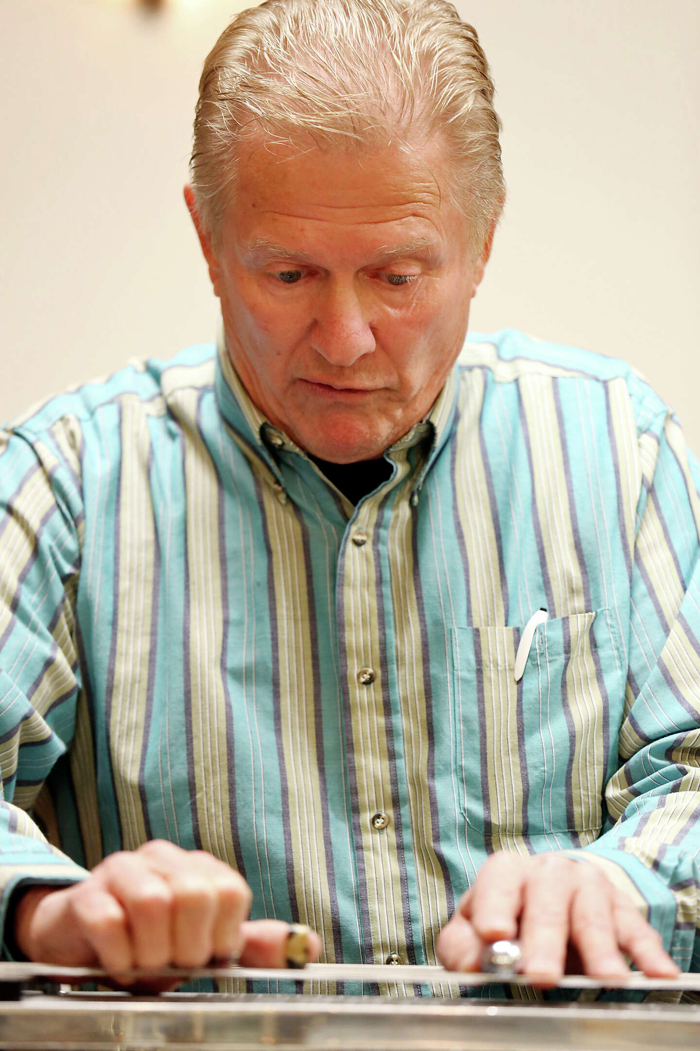 Steel guitar jam evokes an earlier era