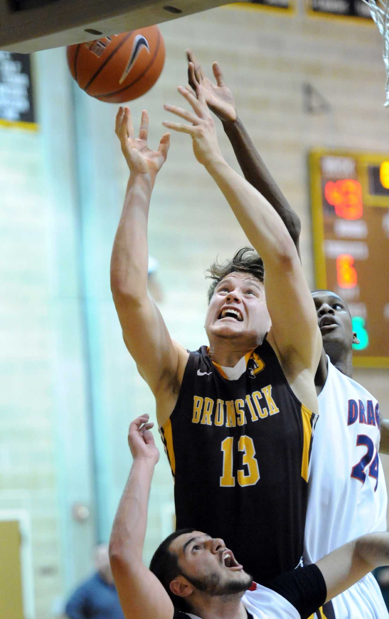 Brunswick comes back to beat Greens Farms in FAA quarterfinals