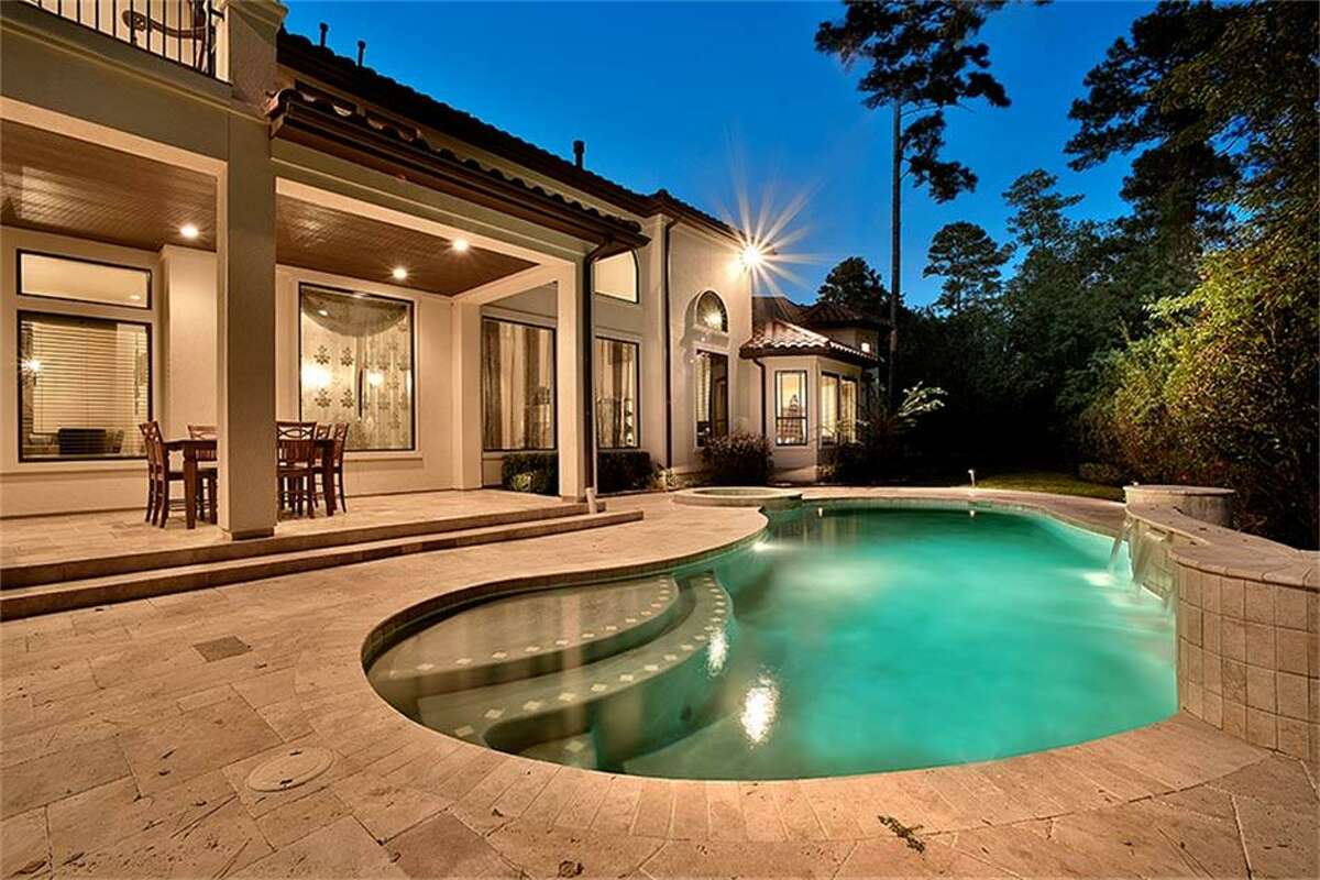 The 5 best new home listings in The Woodlands