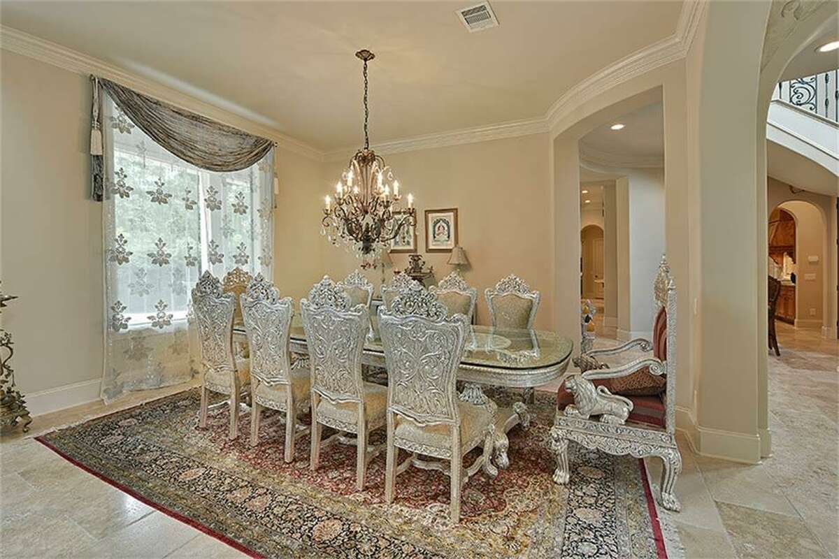 The 5 best new home listings in The Woodlands