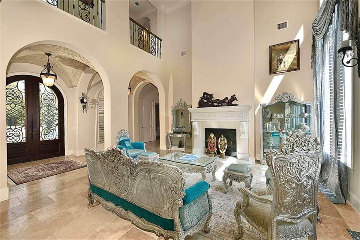 The 5 best new home listings in The Woodlands