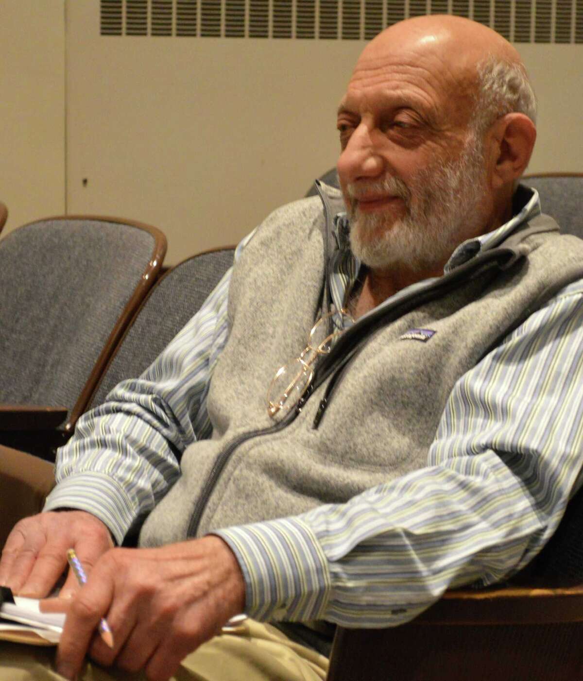 P&Z proposal for commercial permits sparks heated debate