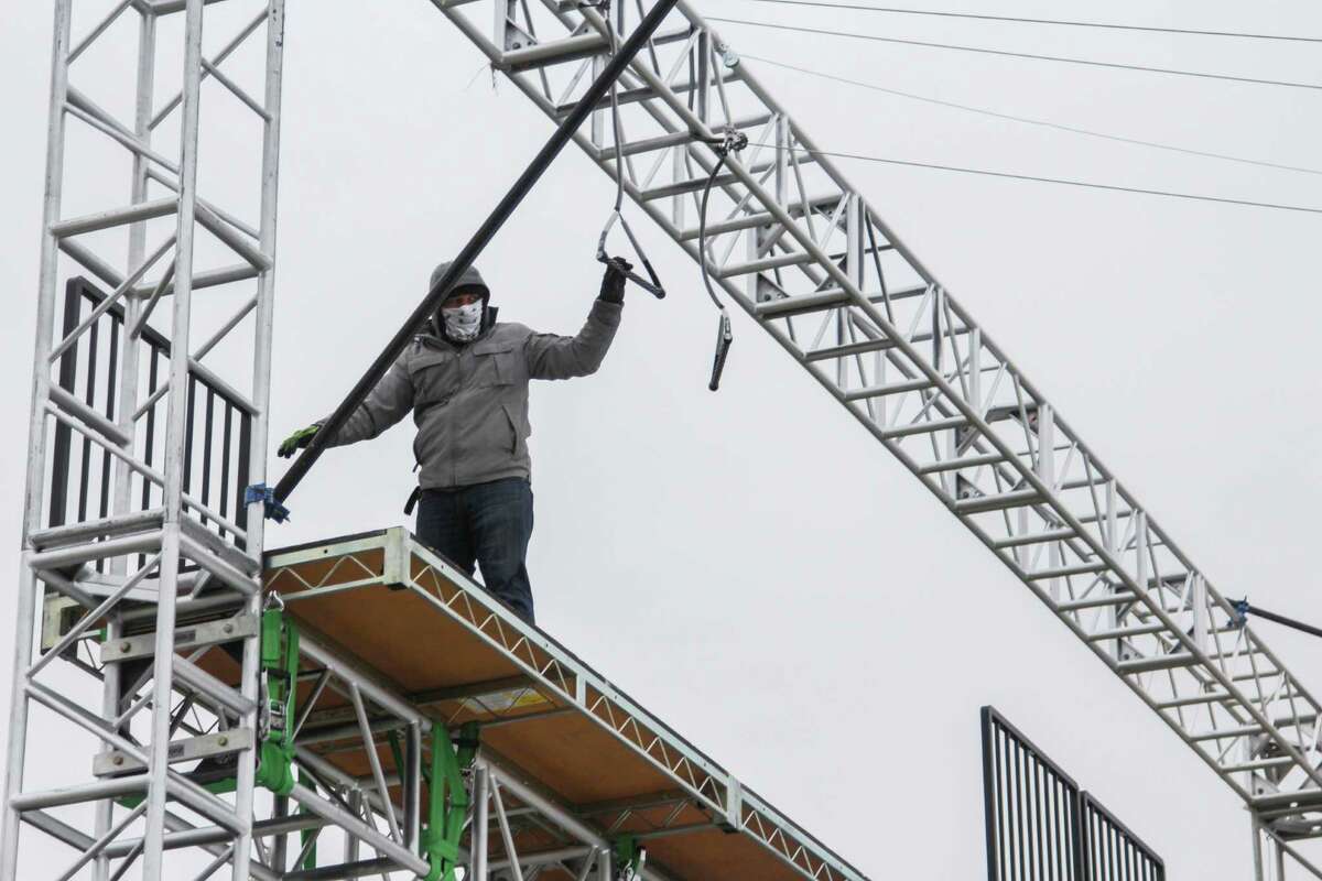 ThrillSeeker 5K Stunt Run brings inflatable stunts, fun to charity ...