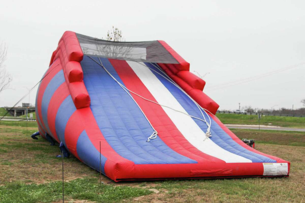 ThrillSeeker 5K Stunt Run brings inflatable stunts, fun to charity ...