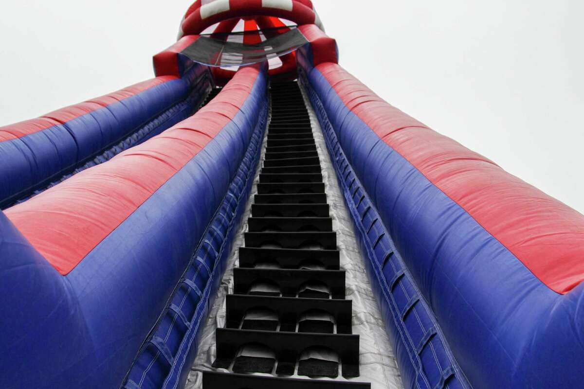 ThrillSeeker 5K Stunt Run brings inflatable stunts, fun to charity ...