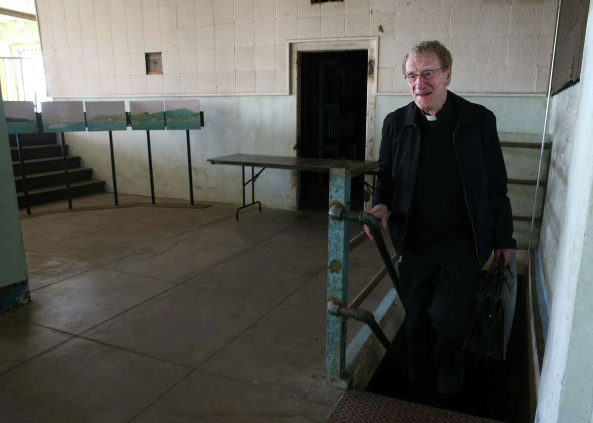 S.F. priest recalls his friendship with a prisoner on Alcatraz