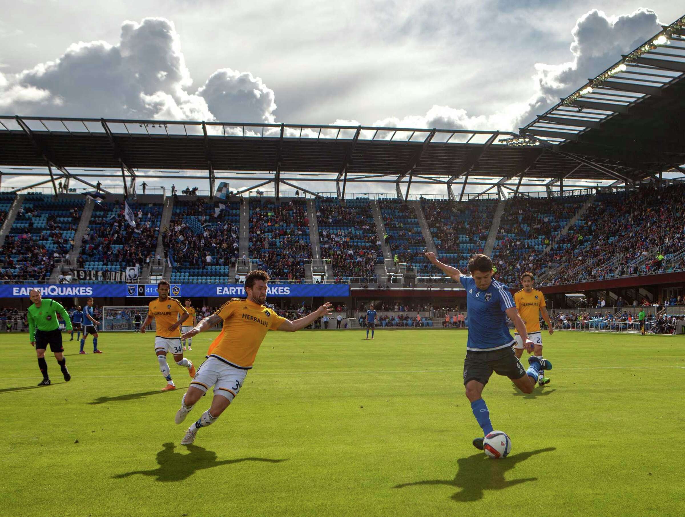 Quakes open new stadium with exhibition win