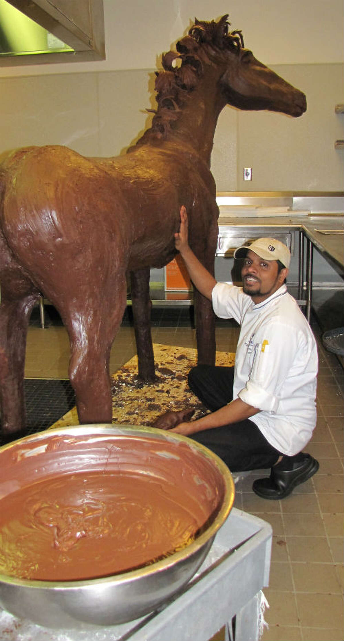 Hilton Americas unveils chocolate scene for rodeo season