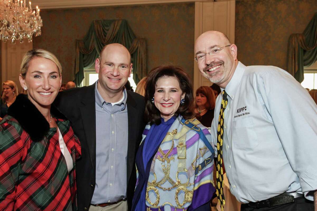 Laura Arnold speaks out for education reform at luncheon