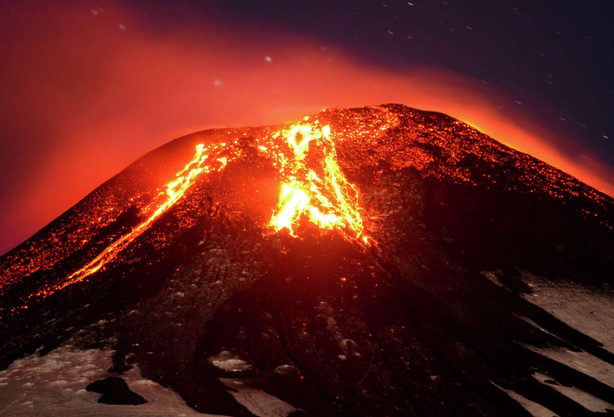 Volcanoes may have helped asteroid kill dinosaurs