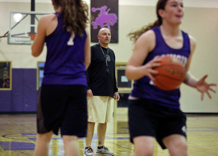 These D’Hanis Cowgirls making own history