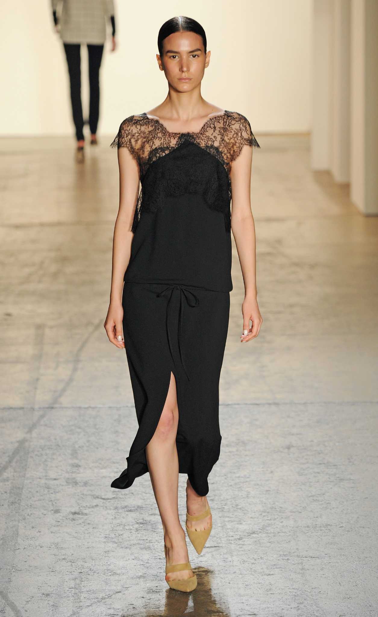 Spring 2015 trends: Longer hemlines