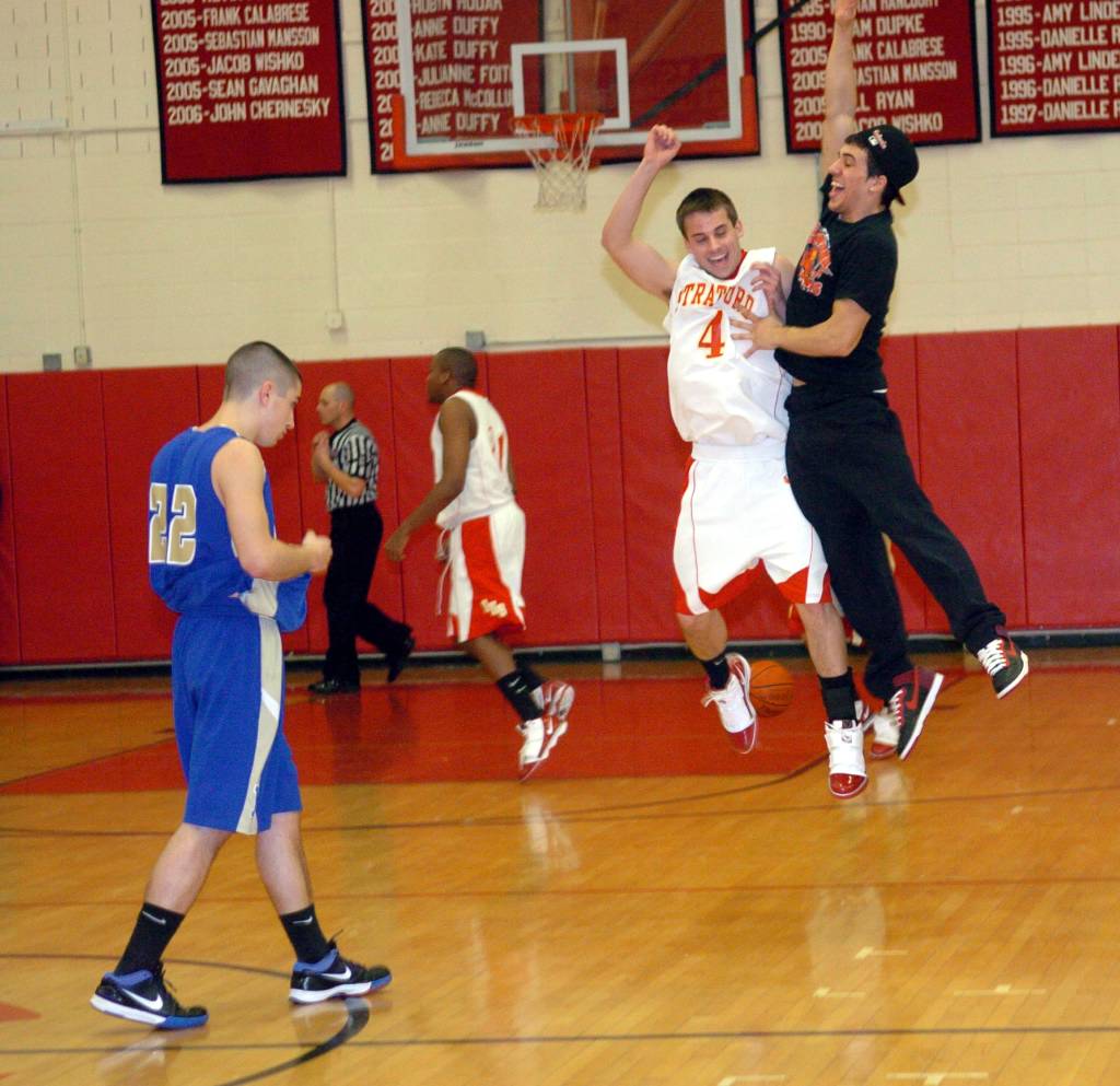 Sherrod powers Stratford to SWC championship