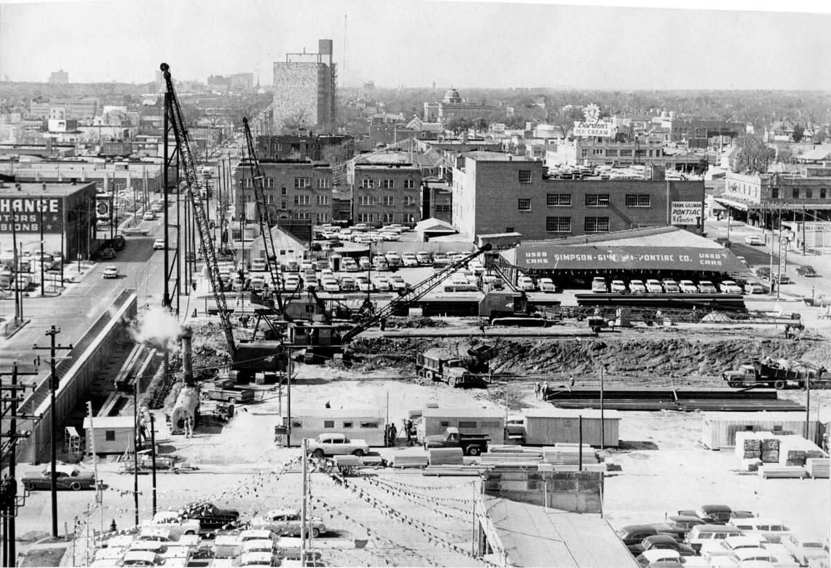 Houston building permits fall 31 percent