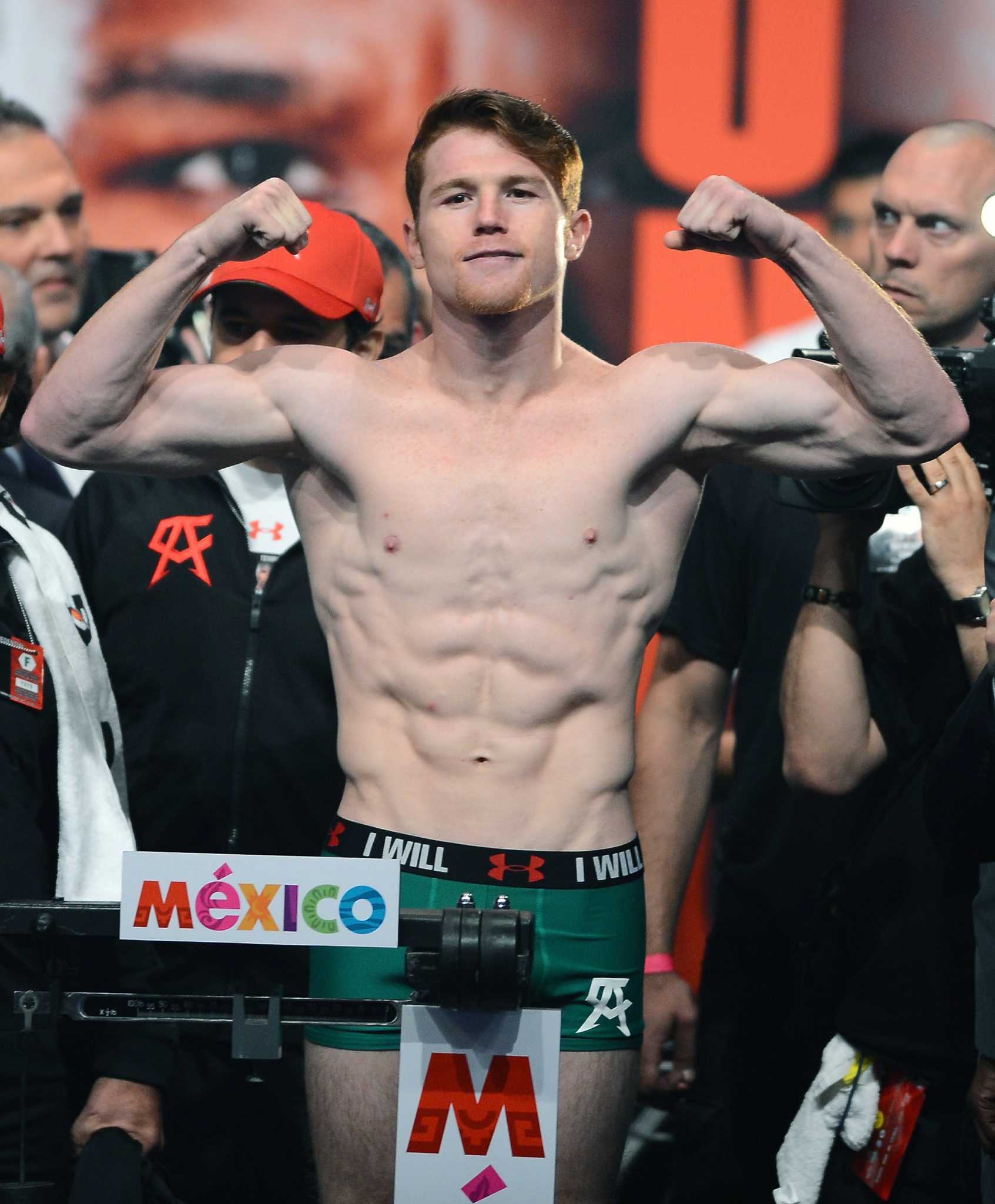 Canelo draws a crowd promoting July bout vs. Kirkland at Minute Maid