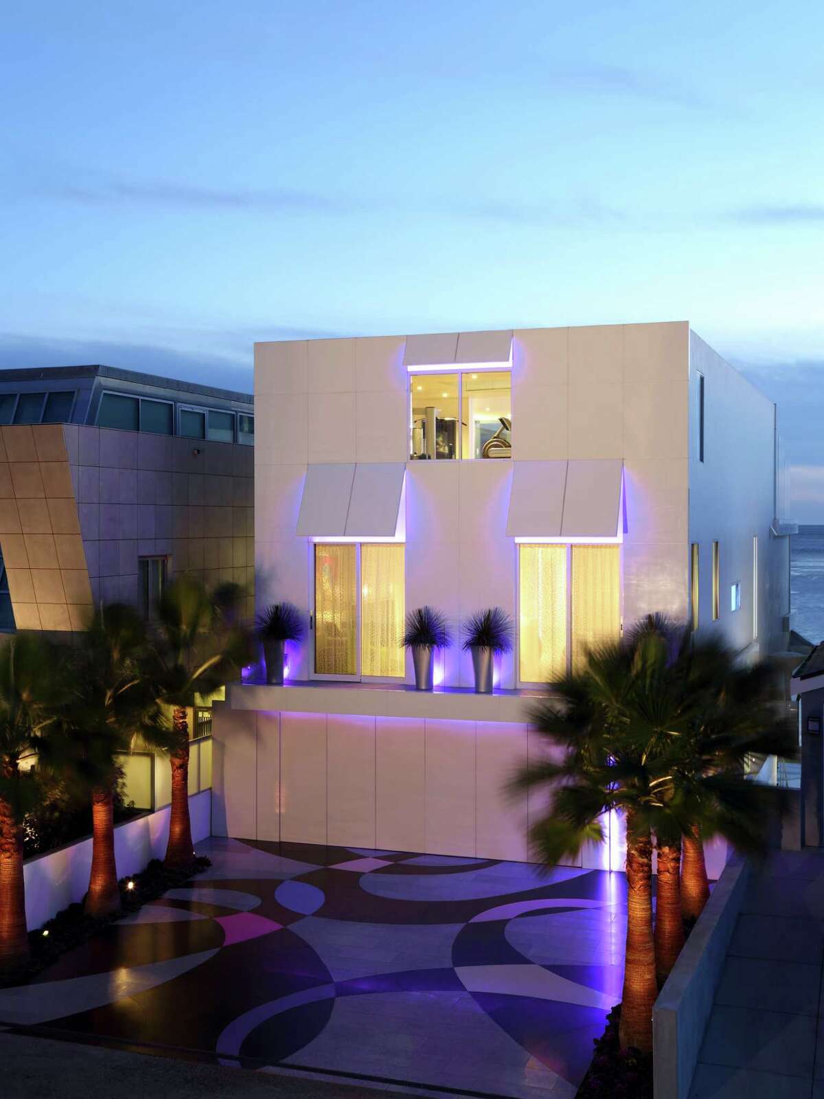 Richard Landry, the ‘king of tasteless mansions,' aims to please his A ...