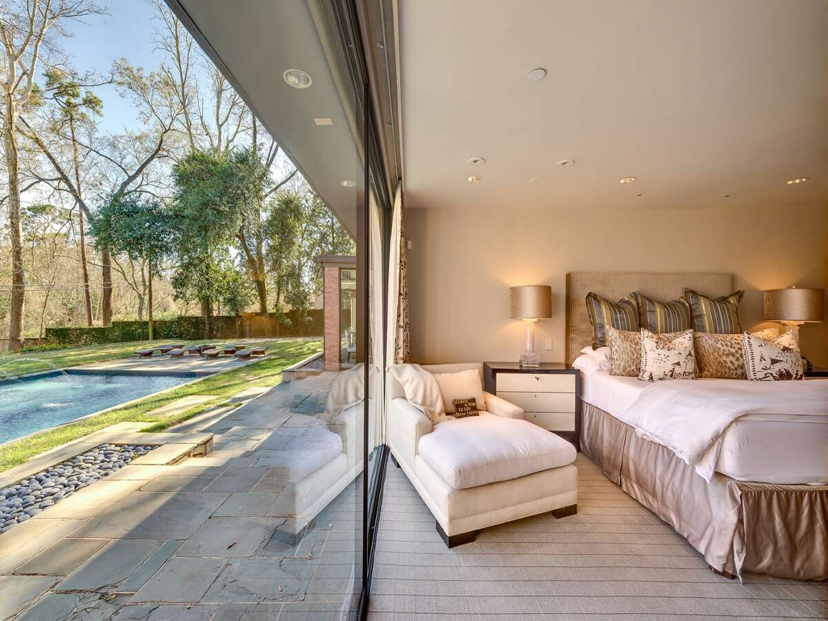 The Astrodome's architects also designed this Memorial home