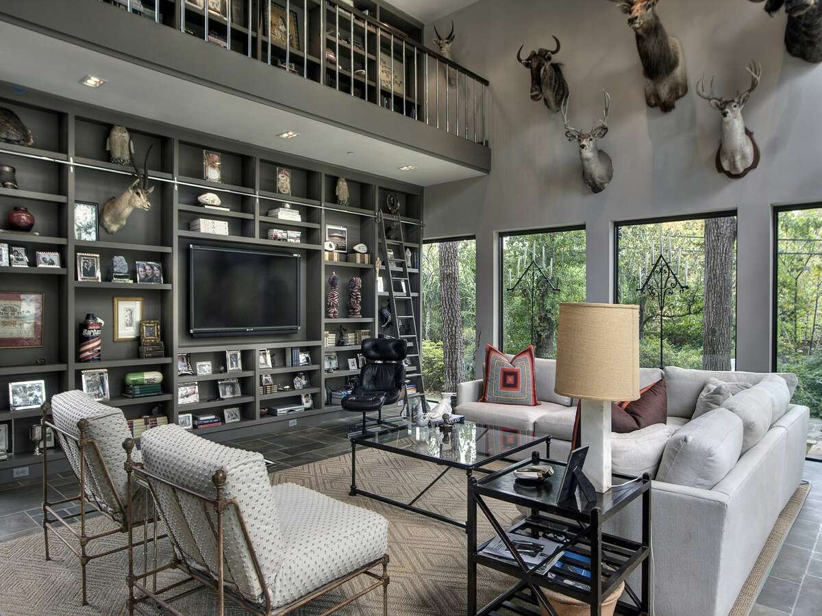 The Astrodome's architects also designed this Memorial home