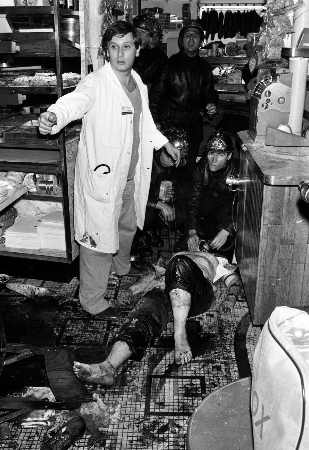 3 sought over deadly 1982 attack in Paris’ Jewish quarter