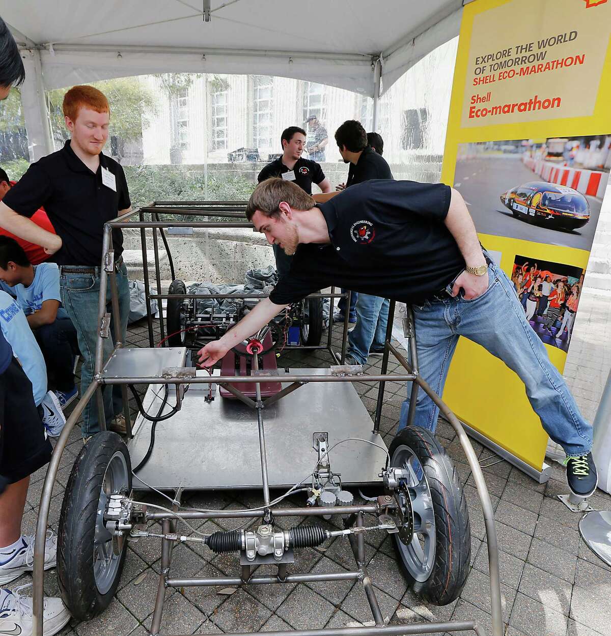 Student teams rev their engines for Shell event in Motor City