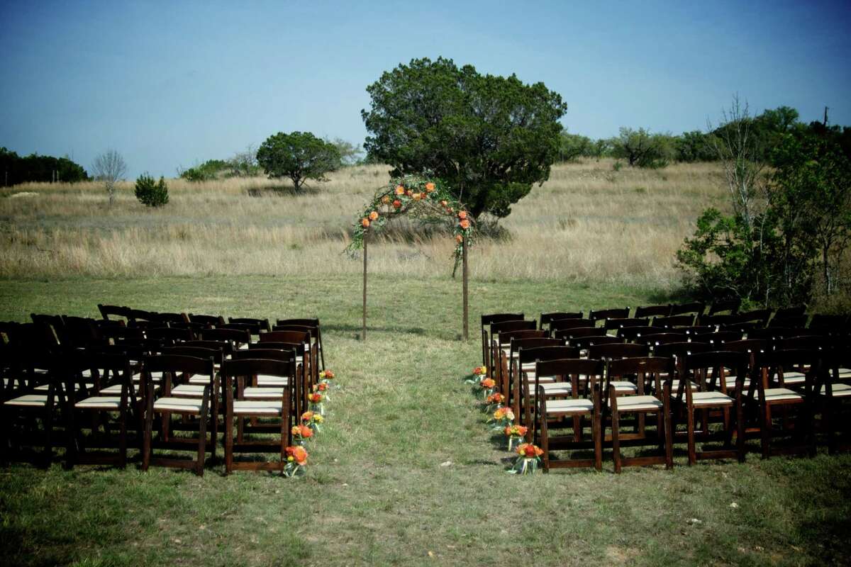 Hill Country town on its way to officially becoming the 'Wedding ...