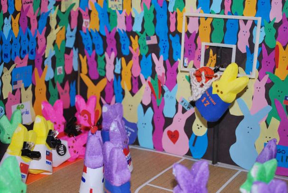 Chicks in boxes: The best Peeps dioramas