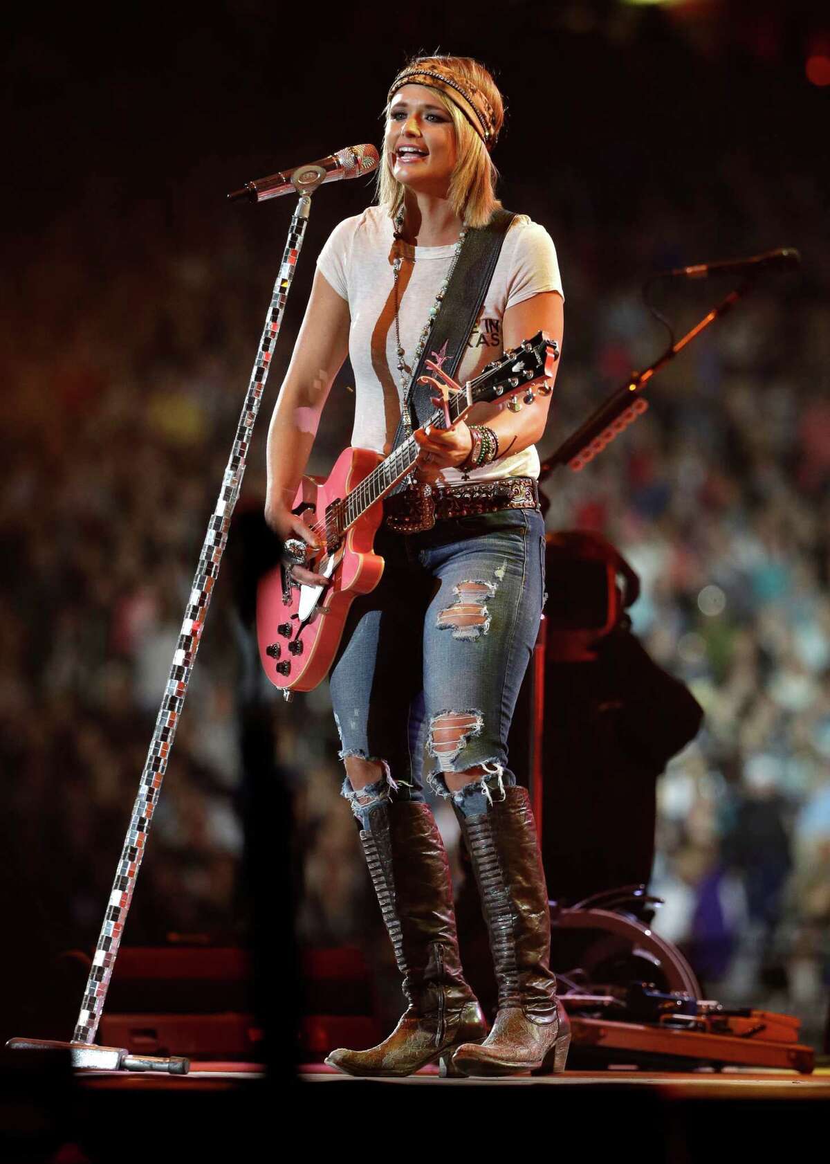 Miranda Lambert comes back home to RodeoHouston