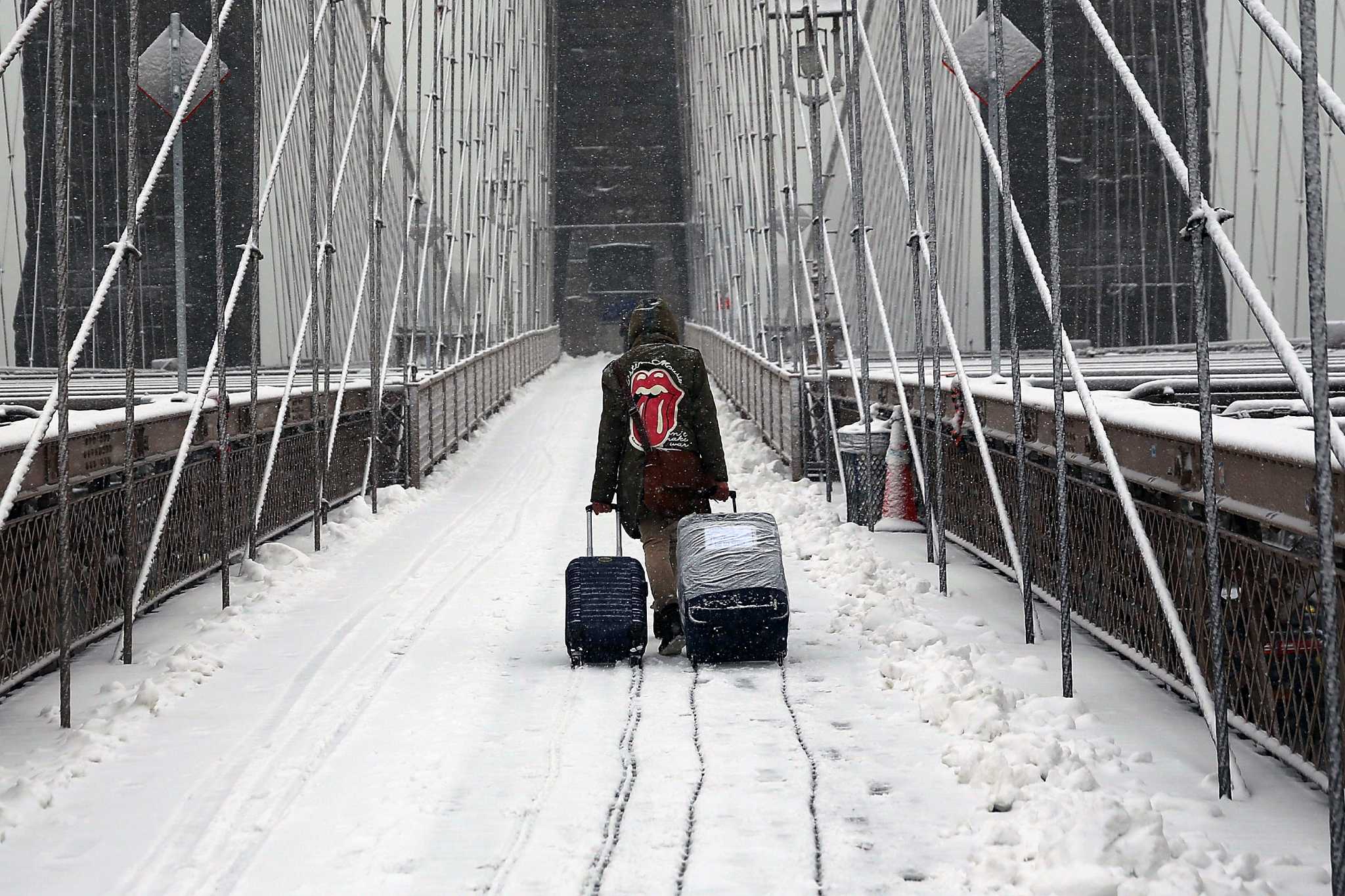 Cold sends natural gas stores lower