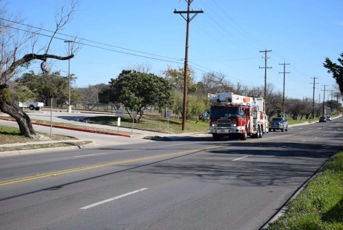 600 students evacuated from San Antonio elementary school after smoke ...