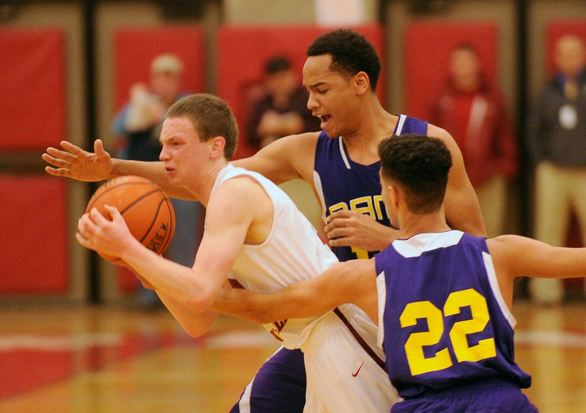 Scott Stopera points the way for Scotia boys' basketball