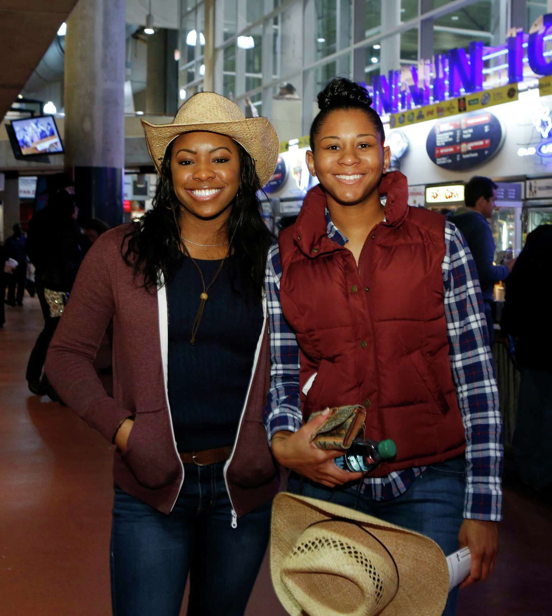 Oscar winner Legend back for another rodeo ride