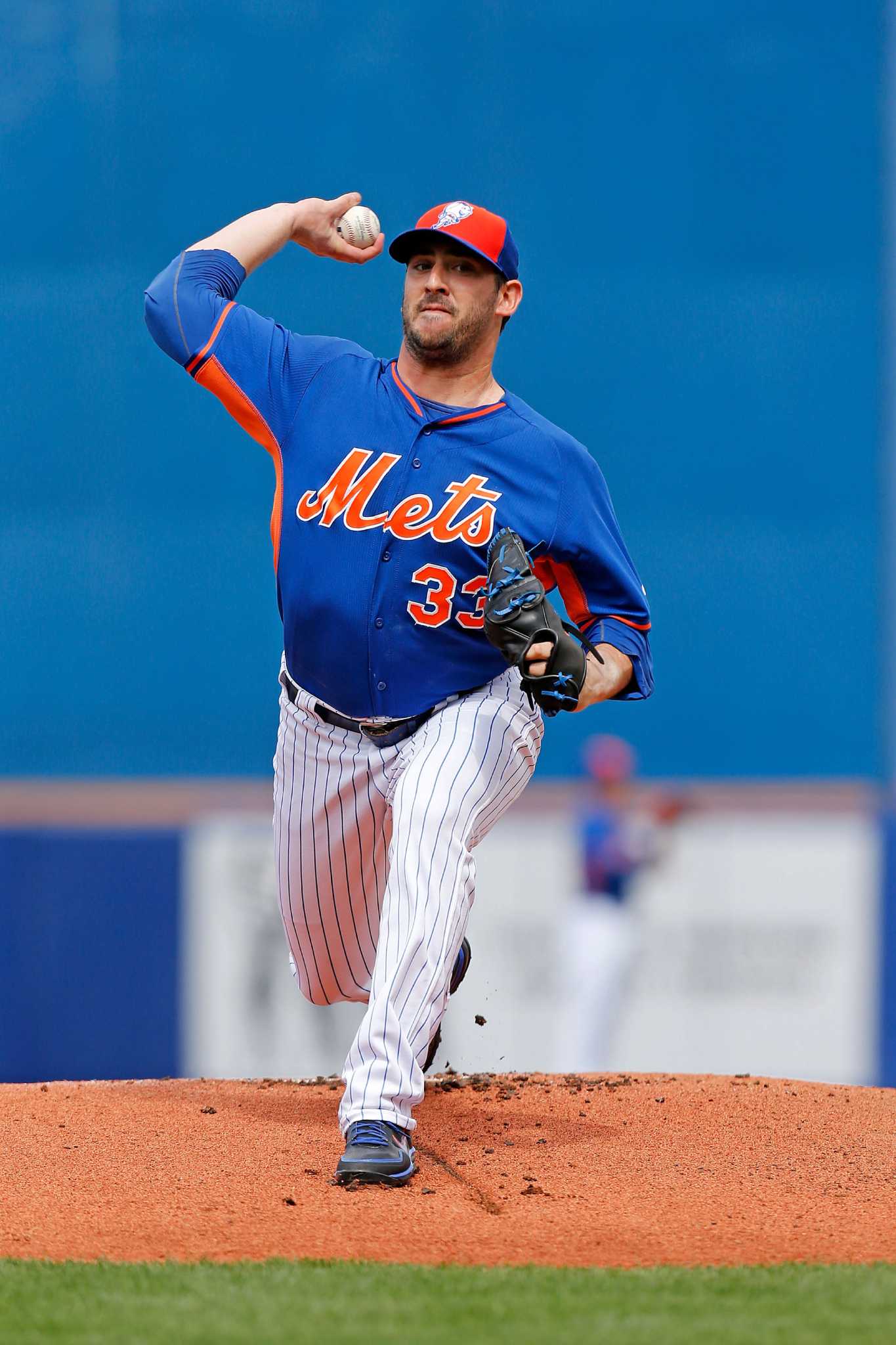Harvey sharp in return to mound
