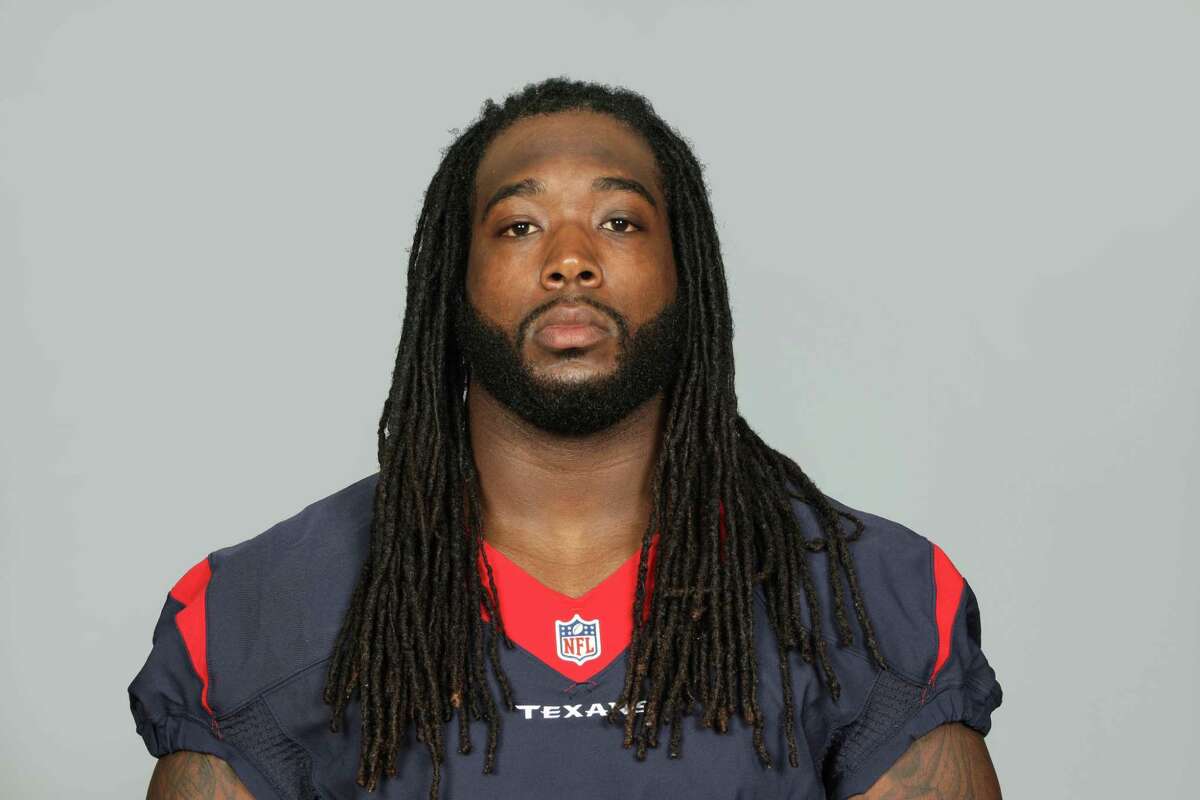 Texans cut offensive lineman Derek Newton