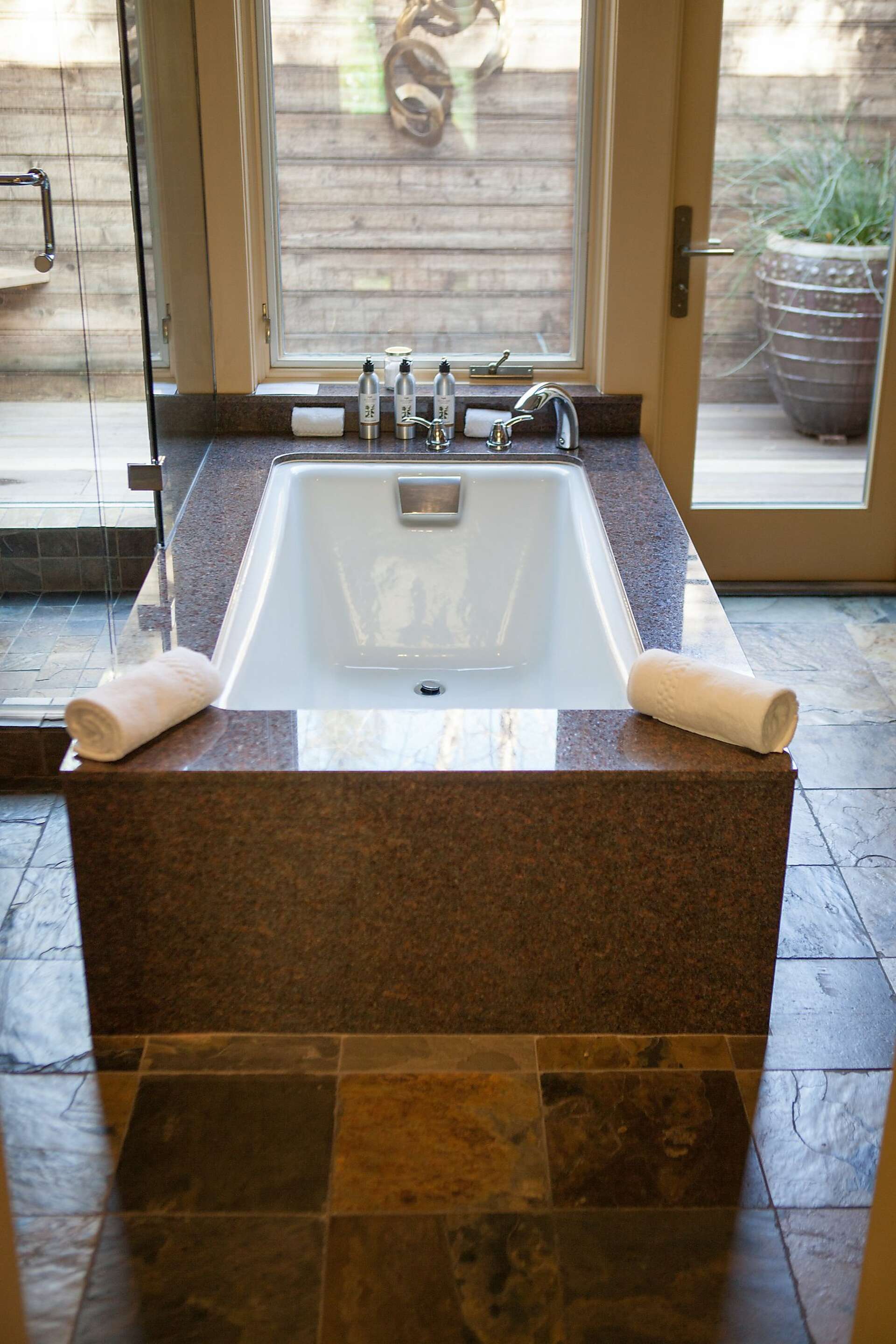 Napa: Calistoga Ranch, your exclusive oasis in Wine Country