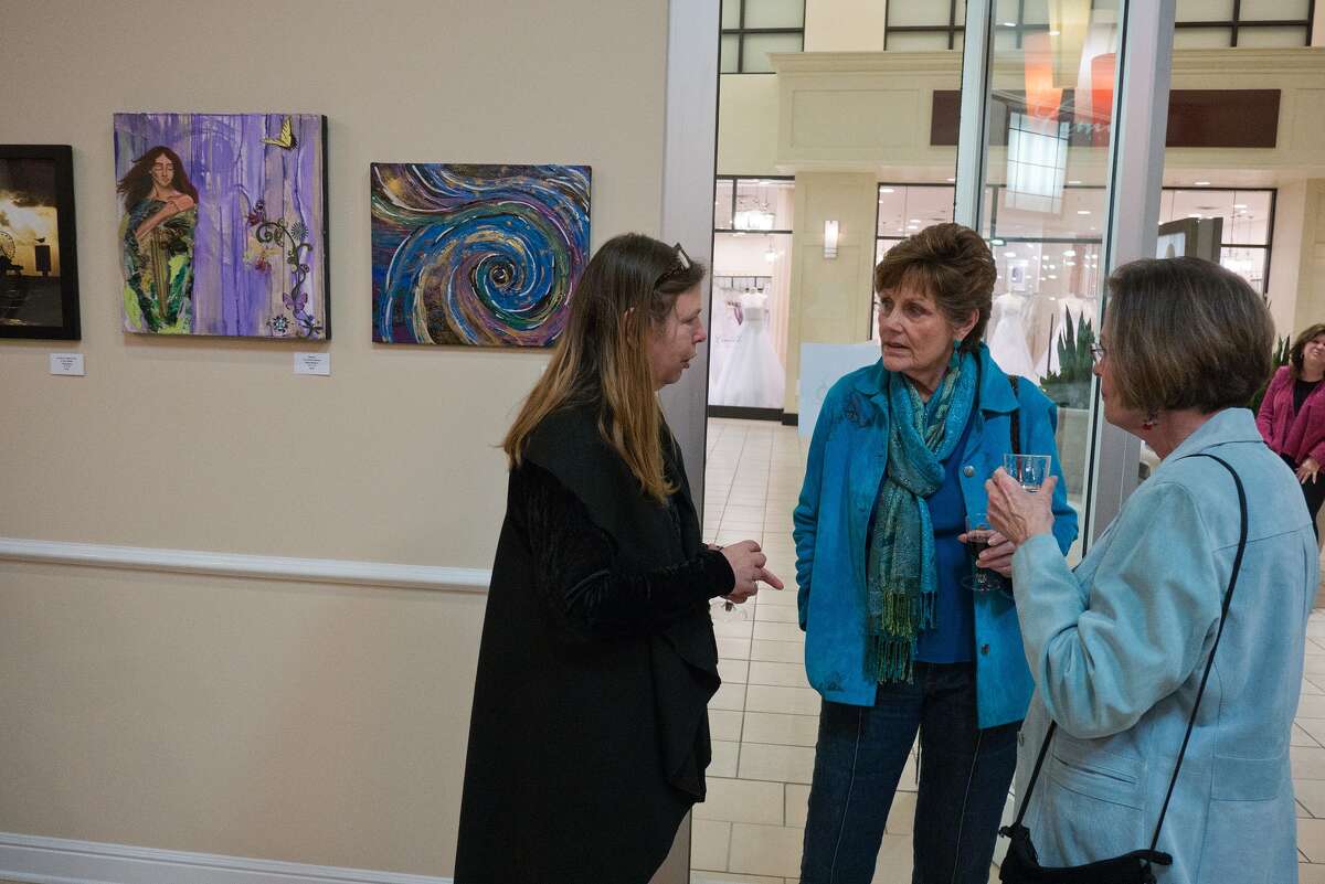 Artists open gallery at Memorial City