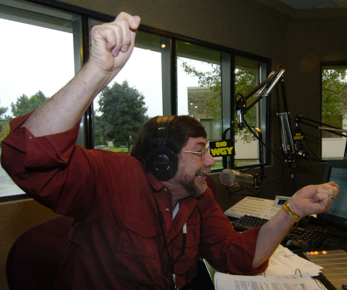Legendary WGY radio host Don Weeks dies at 76