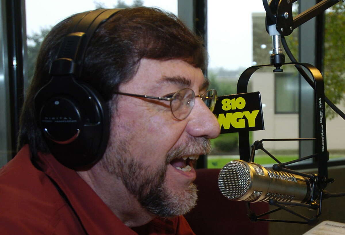 Legendary WGY radio host Don Weeks dies at 76