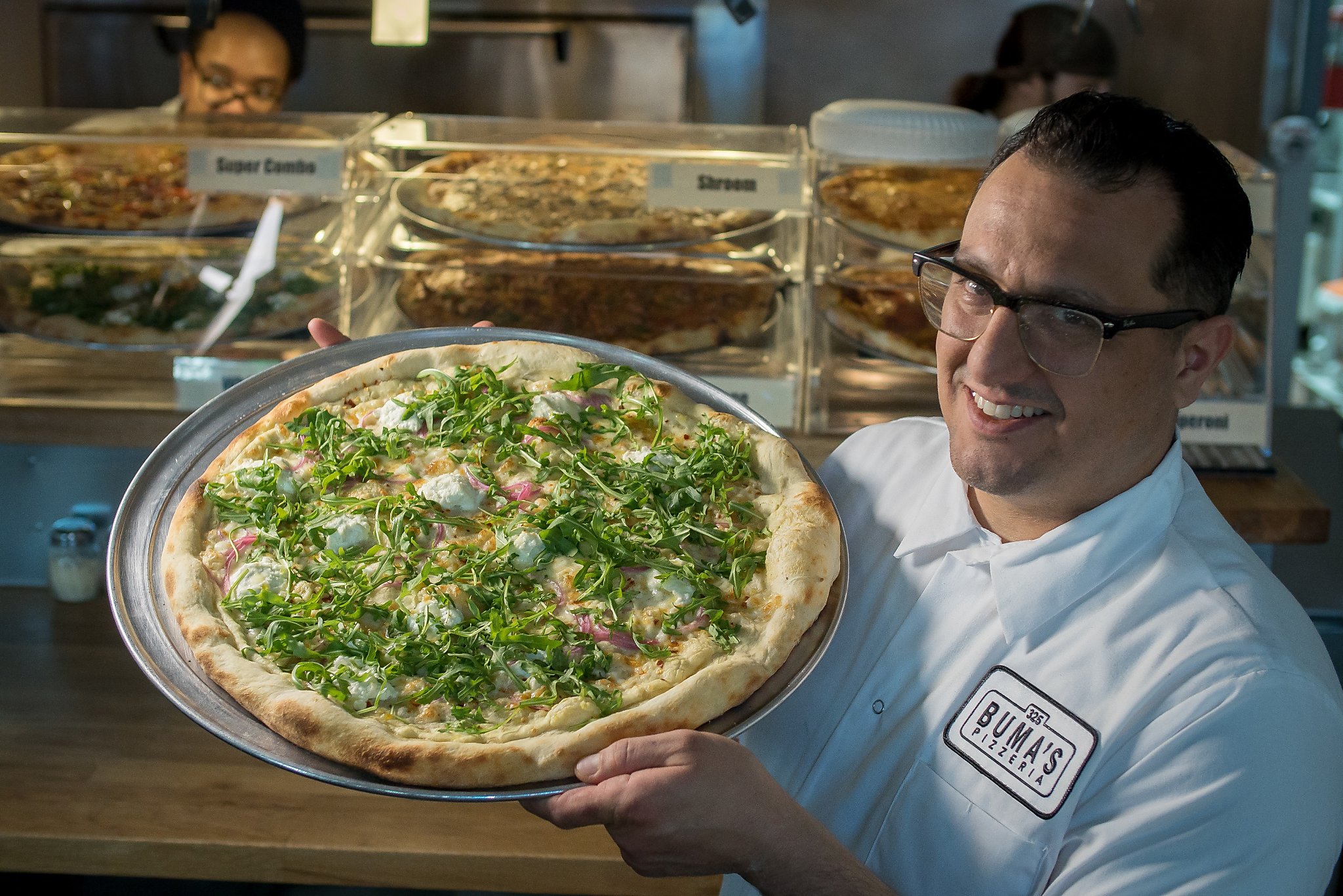 Buma’s Pizza in Oakland: fresh oozy pies, great cause