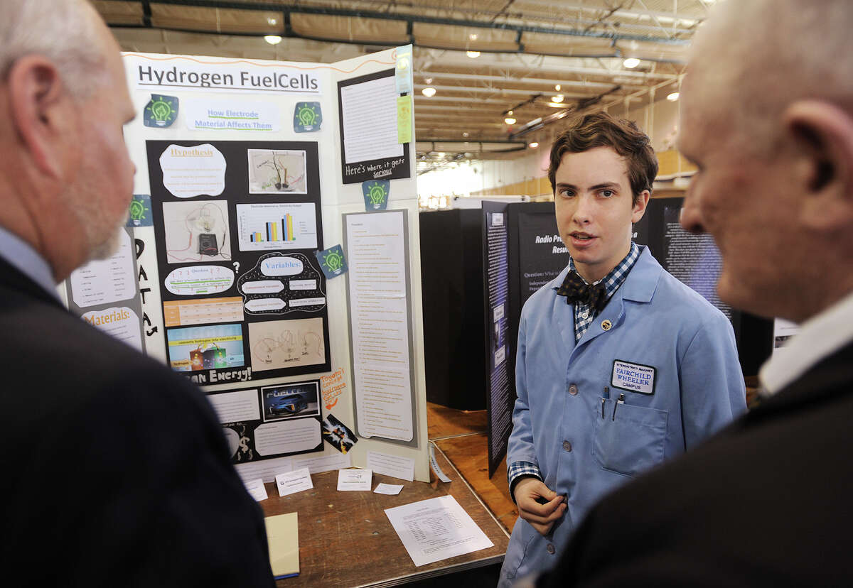 Students find right chemistry at state science fair