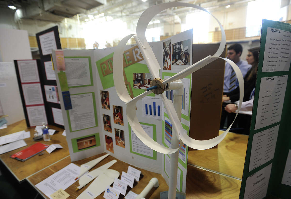 Students find right chemistry at state science fair