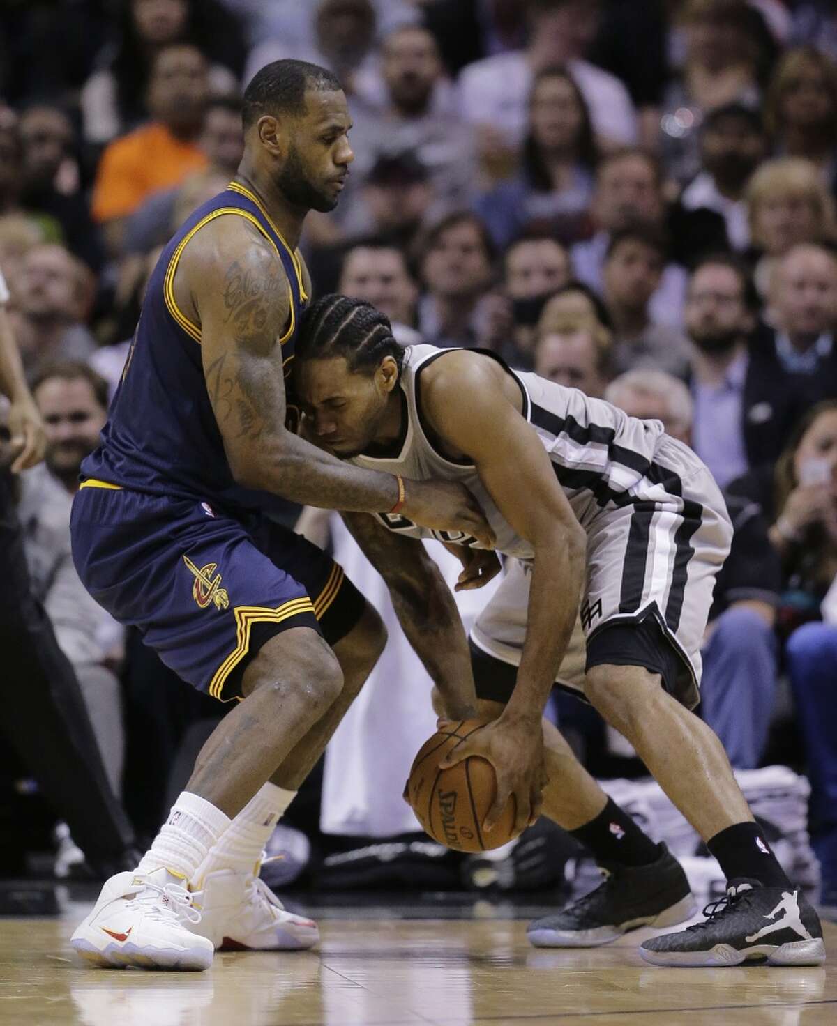 Unconscious Irving, missed free throws doom Spurs
