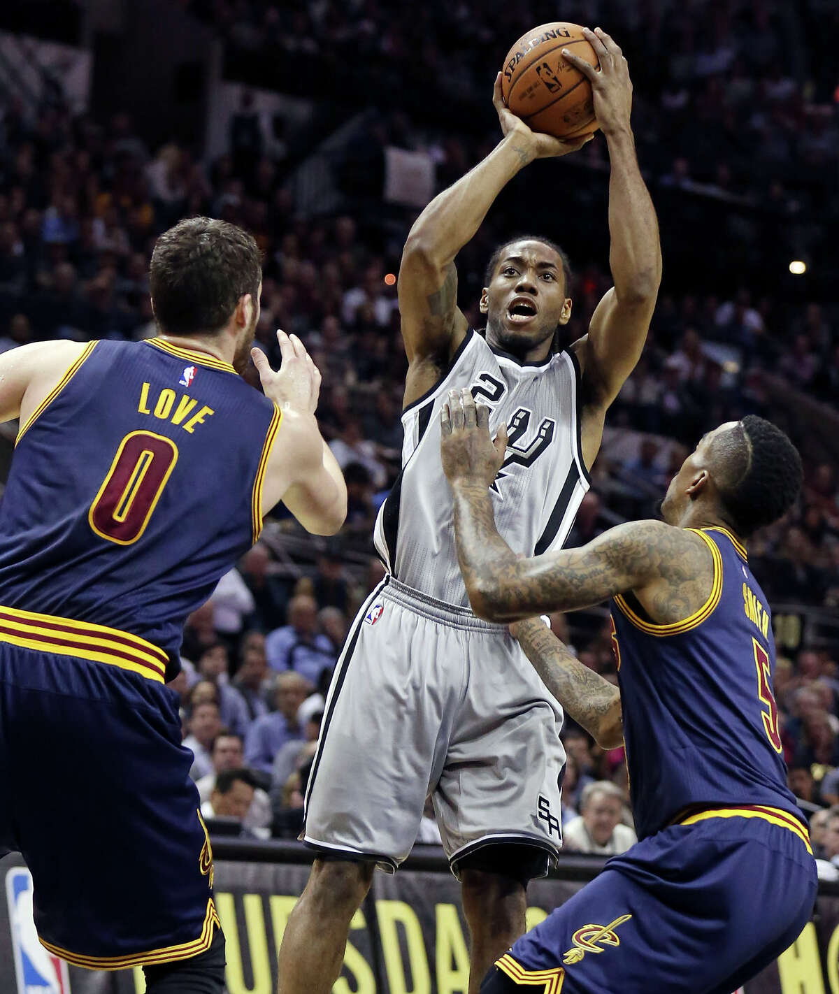 Unconscious Irving, missed free throws doom Spurs