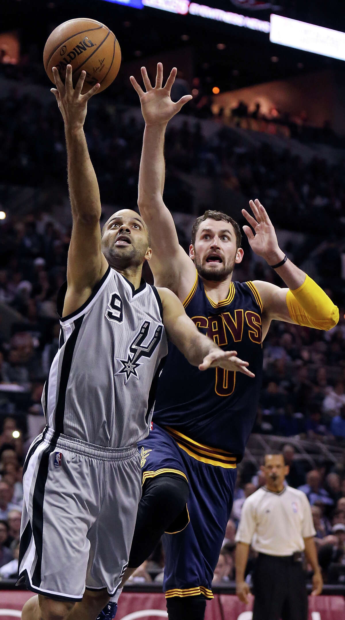 Unconscious Irving, missed free throws doom Spurs
