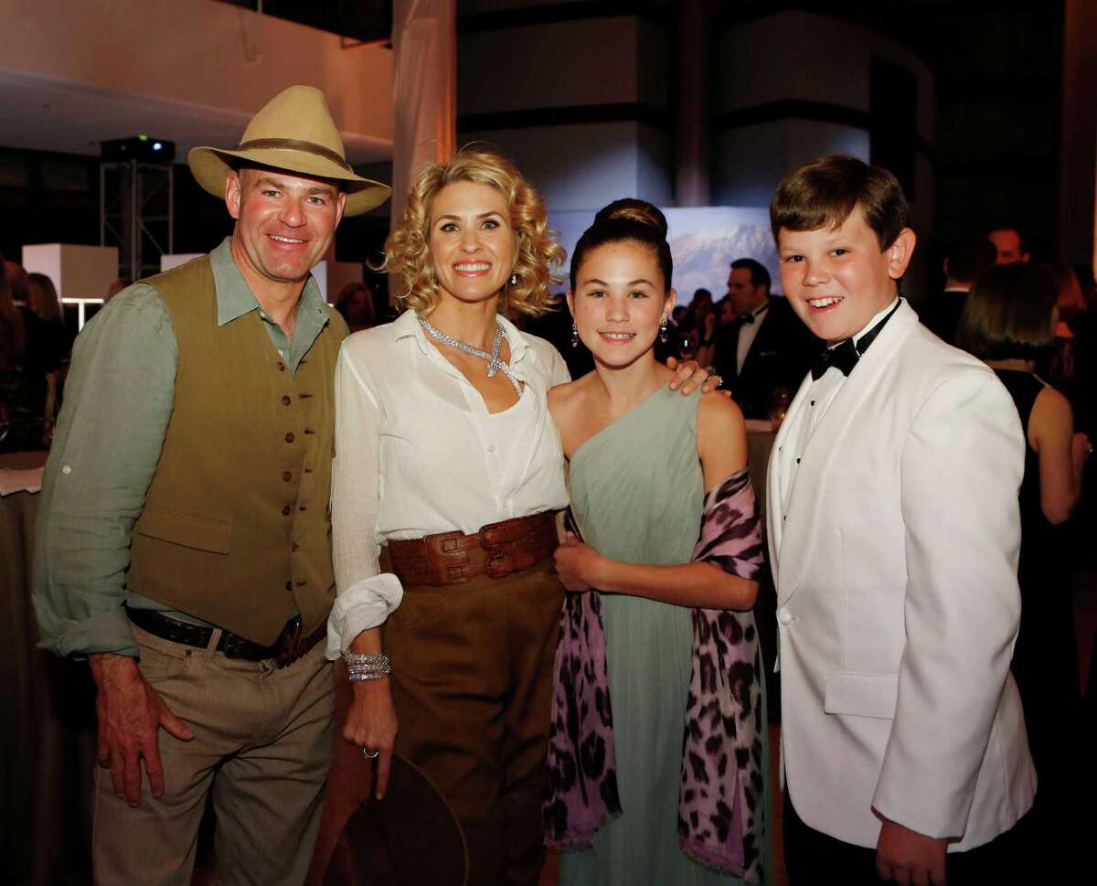 "Out of Africa" gala goes on safari, raises $1 million for Museum of ...