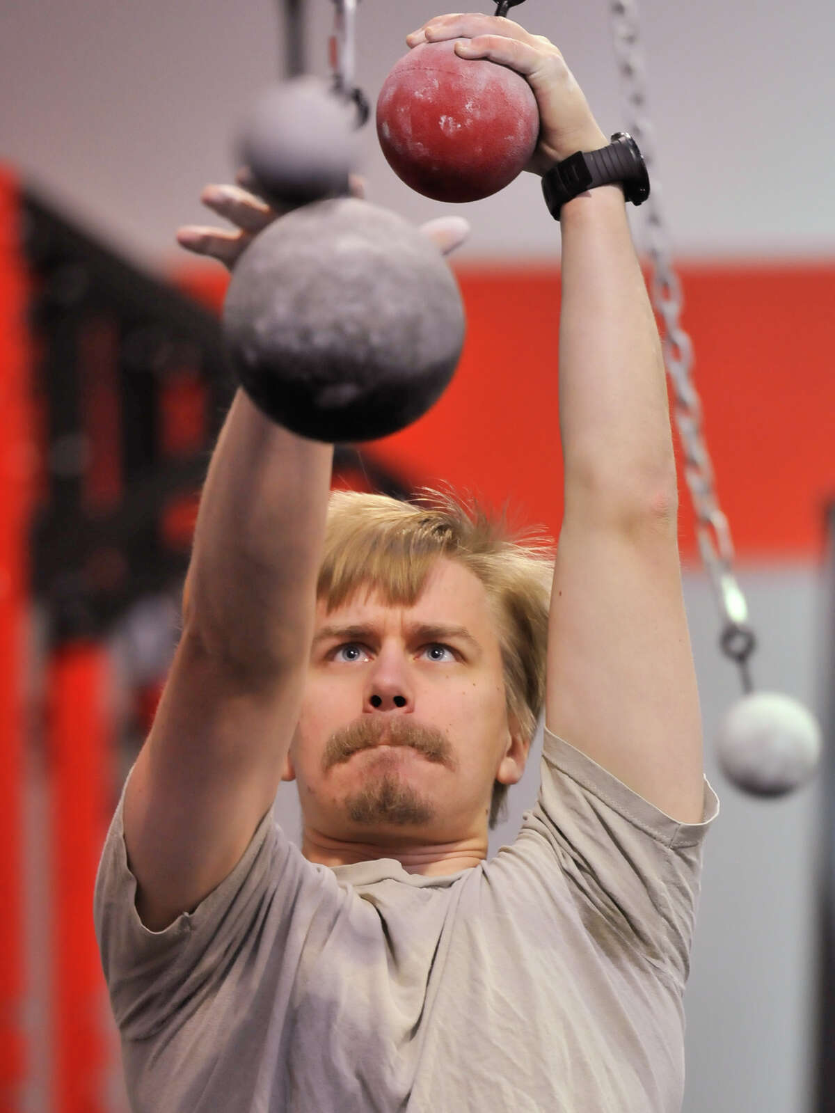 Wannabe ninjas tackle obstacle courses for fun, fitness